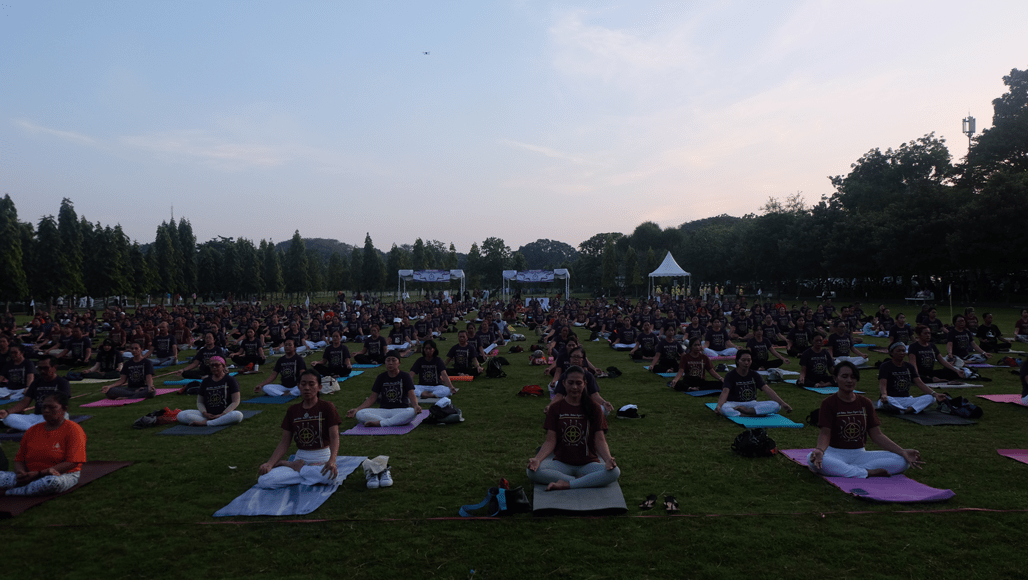 Sehat Bersama Komunitas Yoga Asana Seger Oger - Redaksi Bali